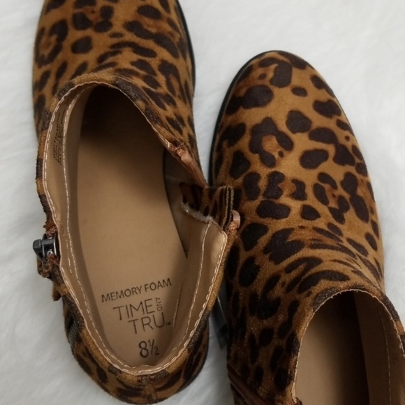 Time and Tru | Shoes | Two Zip Womens Animal Cheetah Print Ankle ...
